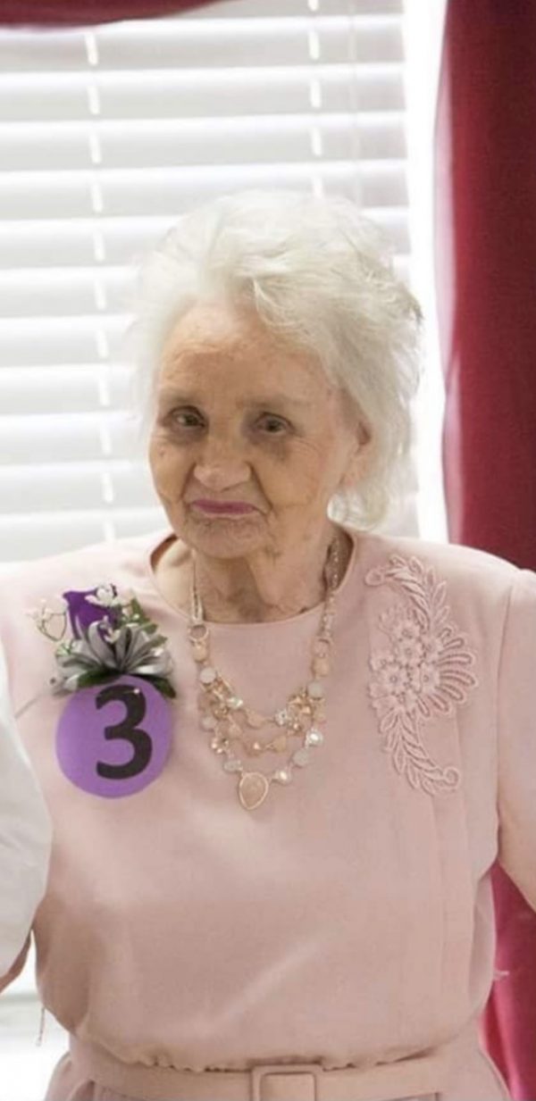 Mrs. Katherine Velma Chadwick – Burt Funeral Homes